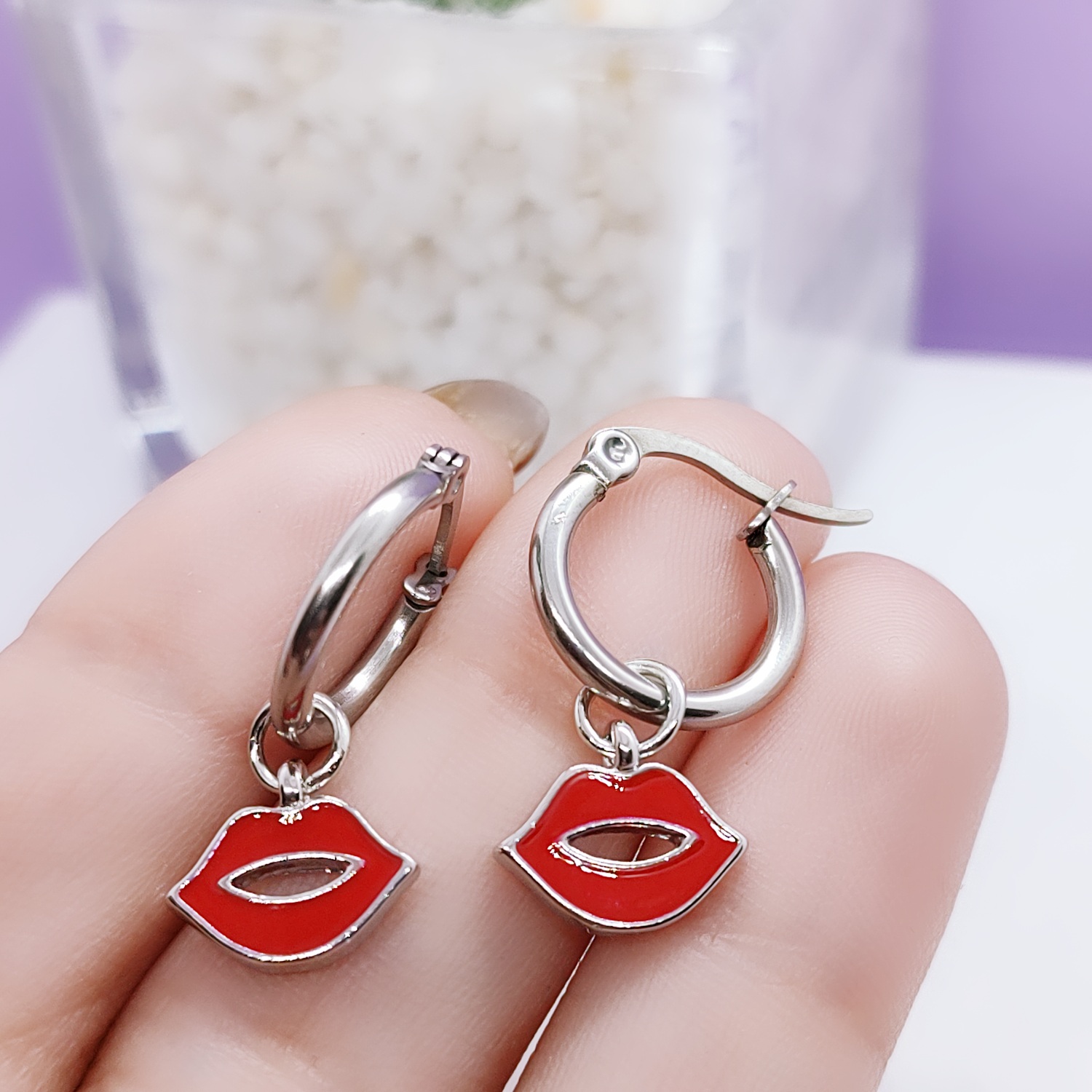 Acero quirúrgico Argollitas dije Boquitas esmaltadas rojas(14mm) – Mayorista Joyas