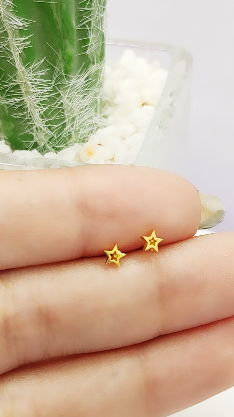 Acero dorado Aritos mini estrellitas – Mayorista Joyas